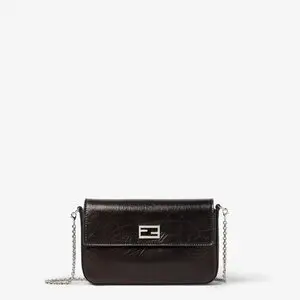 Fendi Tube Wallet On Chain Crackled Leather Compact Wallet - [black]